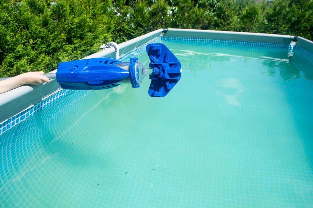 Tips for Removing Algae and Cloudiness From Your Pool